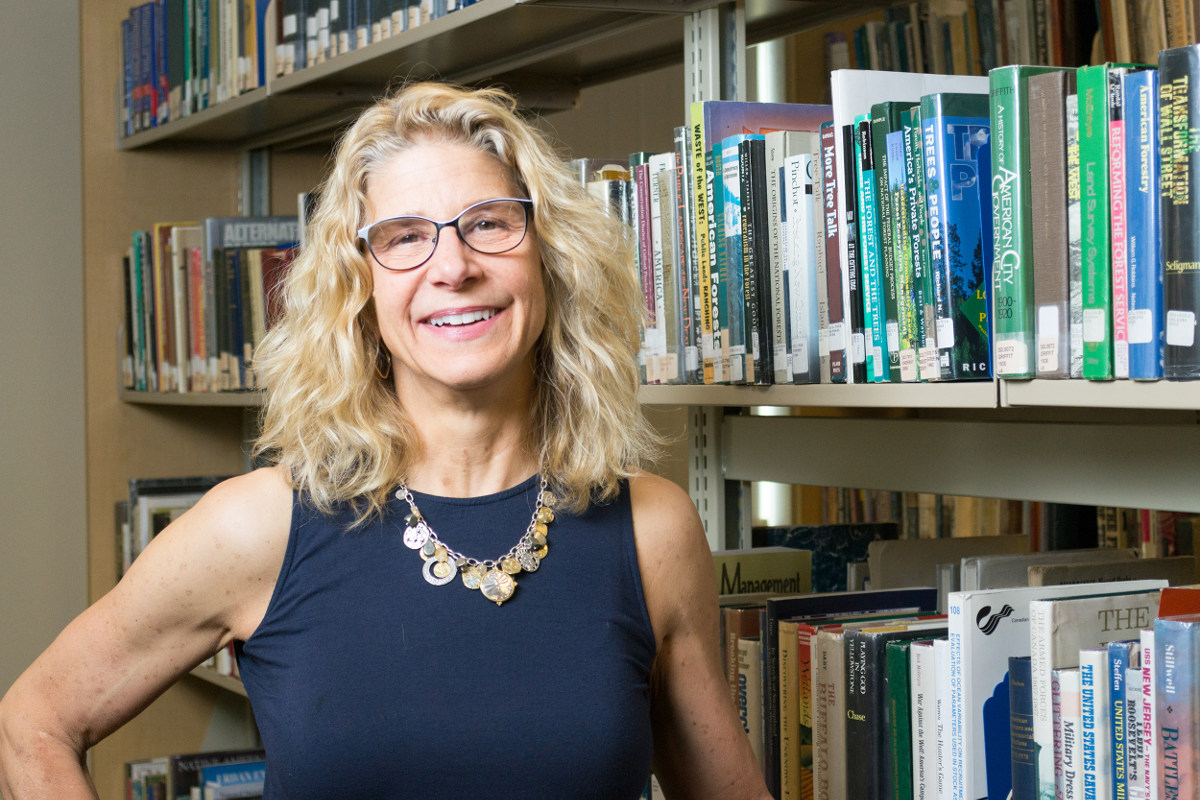 As state librarian, Cindy Aden is always on the run | Information ...